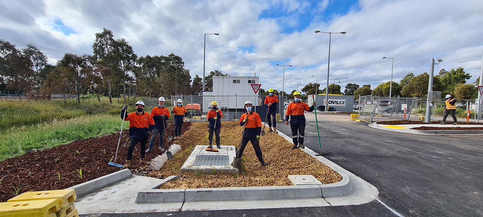 Lynbrook Station: Landscaping - GMA - Australia